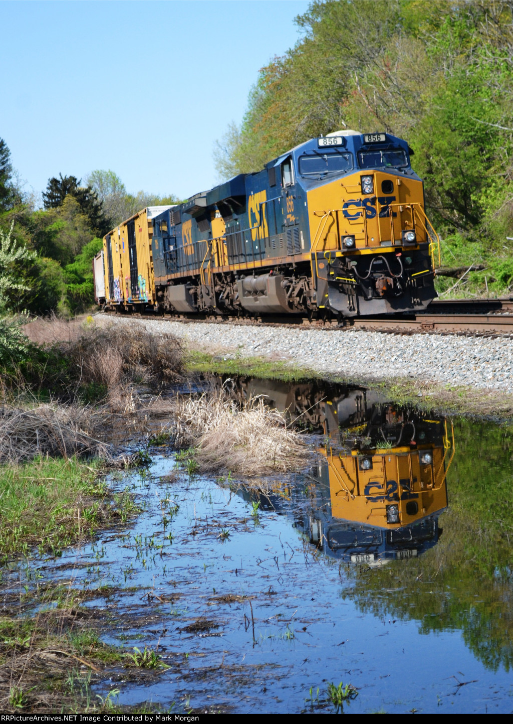 CSX ES44AC 856